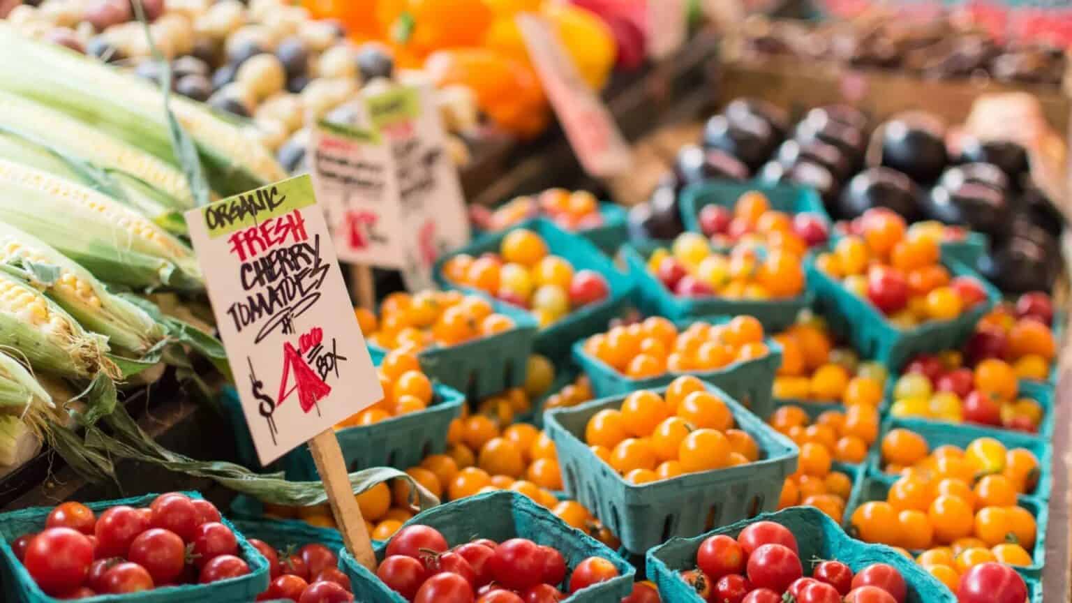 6 Farmers Market Ideas and Tips to Attract More Buyers